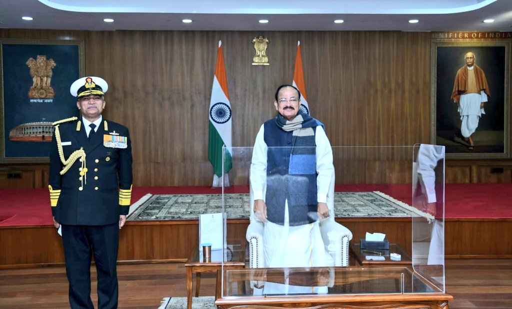 Chief of the Naval Staff, Admiral R Hari Kumar called on the Vice ...