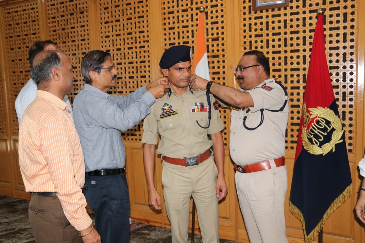 IGP Kashmir Vijay Kumar takes charge as ADGP Law & Order Kashmir Zone – JK Post