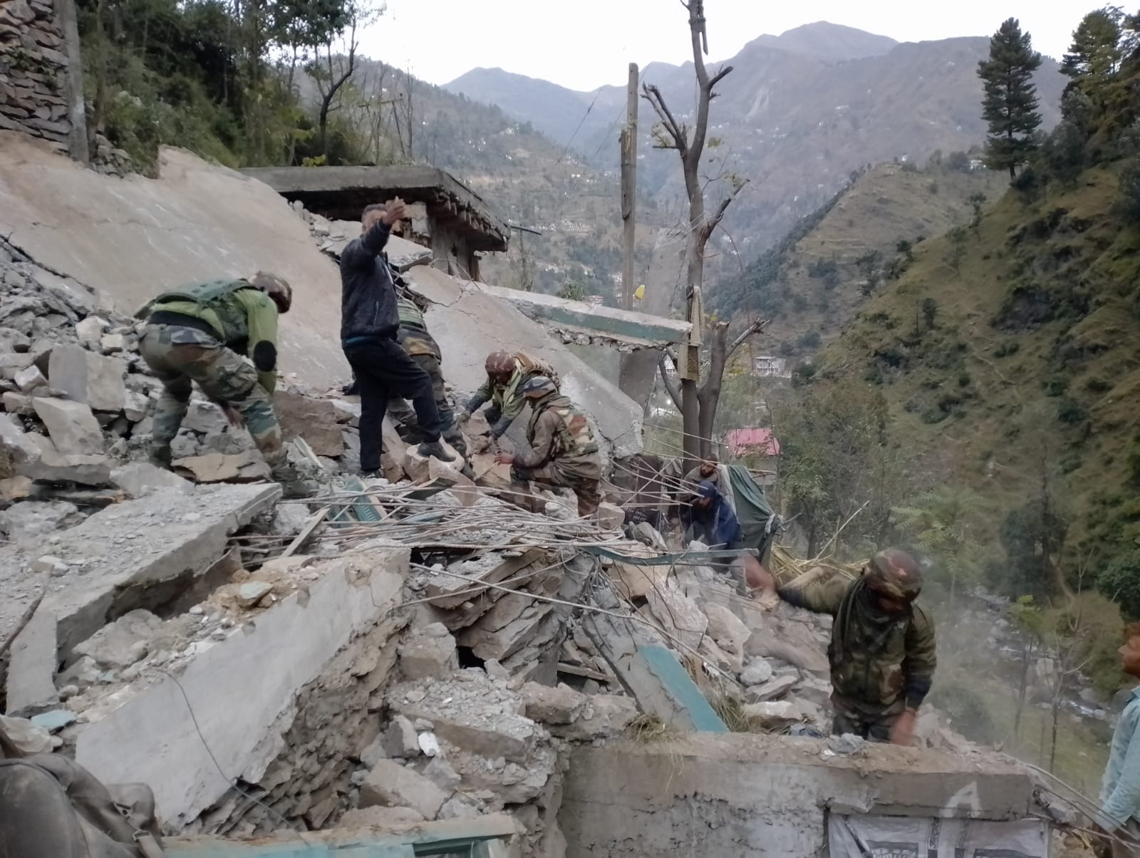 Jammu and Kashmir | Mother-daughter duo killed as boulder triggered by ...