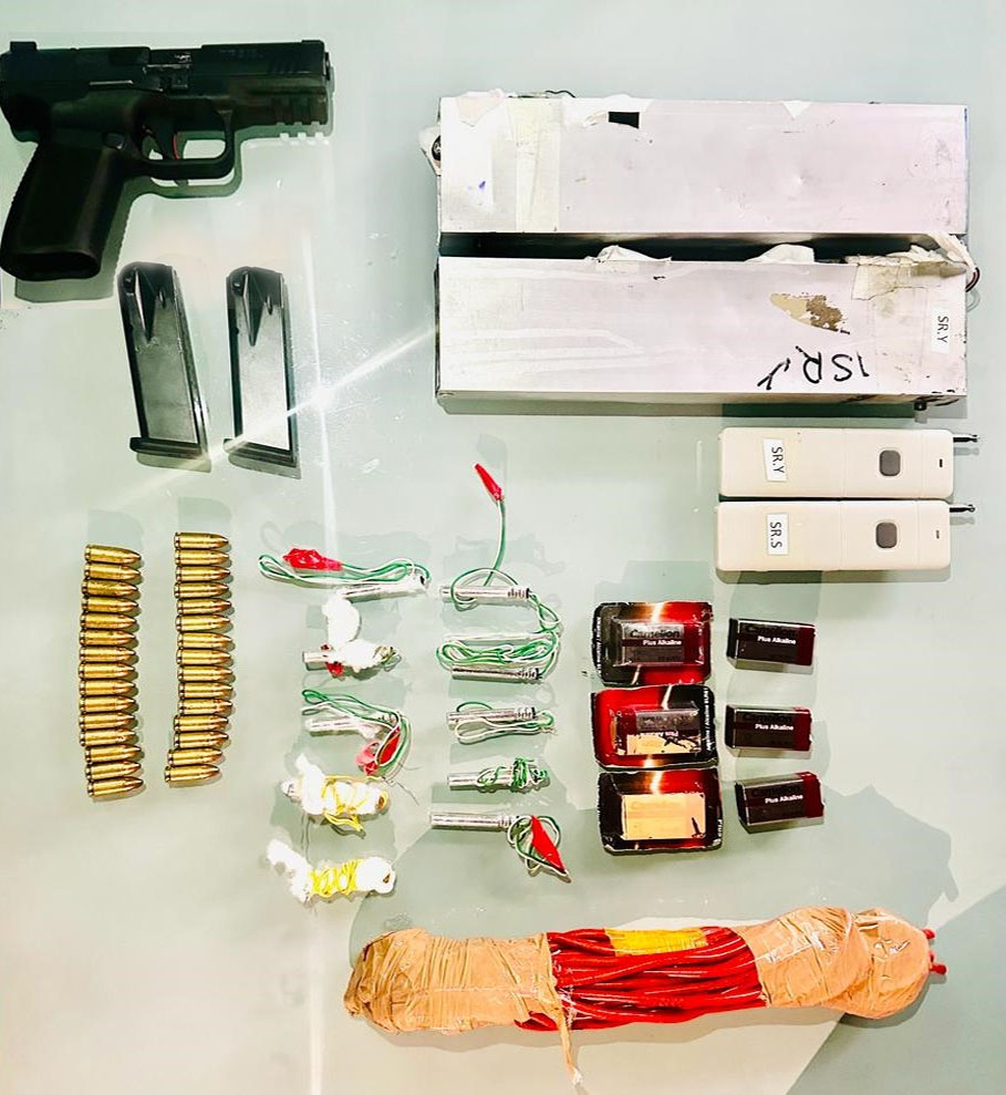 Jammu and Kashmir | Based on intelligence inputs, a Joint Mobile ...